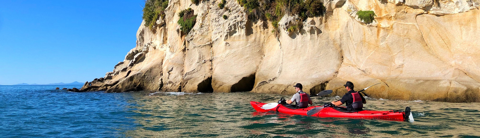 Two day kayak & walk in the Abel Tasman National Park | R&R Kayaks